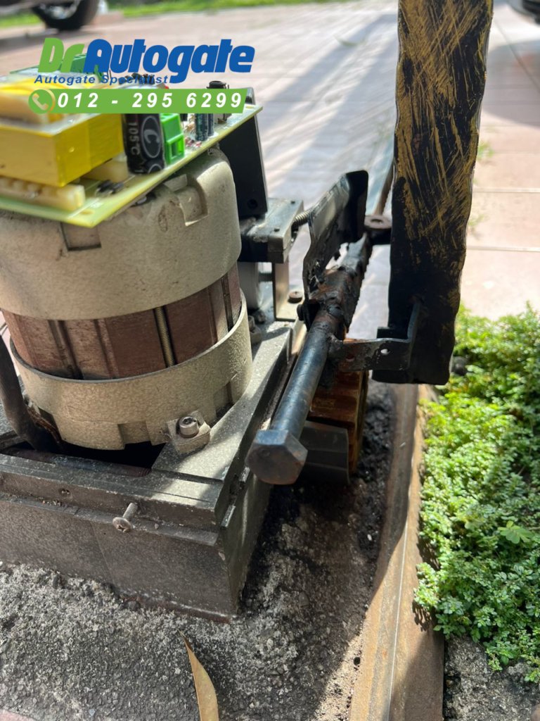Old Sliding Auto Gate Motor Having Many Problems – Dr Autogate